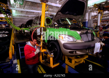 Mexico, Toluca, North America. Assembly line for PT Cruiser at Daimler ...