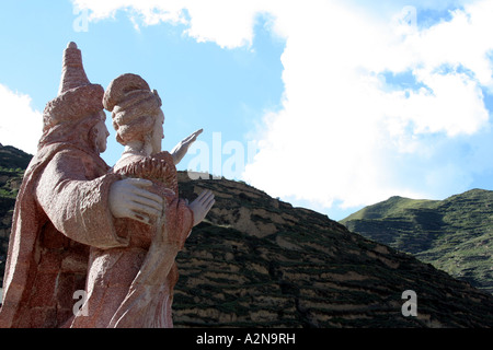 Statue of Princess Wencheng and husband, Songpan Ancient Town Stock ...