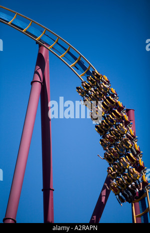 Scream rollercoaster Six Flags Magic Mountain Rides Valencia California ...