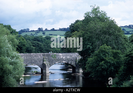 Canal-Aquaduct over the River Usk at Cefn-Brynich, Brecon, Powys, Wales ...
