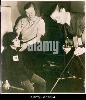 PHOTOGRAPHING JEW TYPES Stock Photo - Alamy