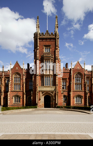The Queens University of Belfast Lanyon building belfast city centre ...
