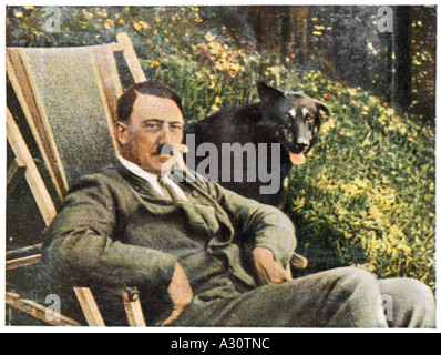 Adolf Hitler with his dog in Berchtesgaden, 1935 Stock Photo - Alamy