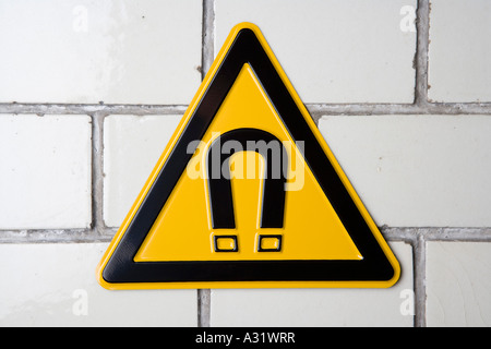 Strong Magnetic Field Warning Sign Isolated Text Label, Hazard Safety ...