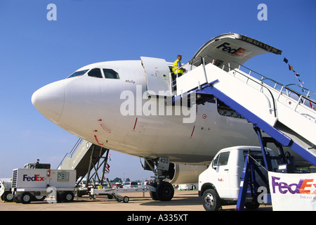 Airbus A310 operated by Federal Express departing RAF Fairford Stock ...
