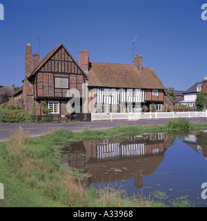 Aldbury Village, near Tring, Hertfordshire. Circa 1950s Stock Photo - Alamy