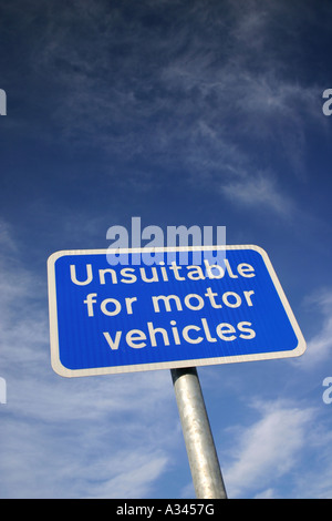 Warning sign or notice, no motor vehicles Stock Photo - Alamy