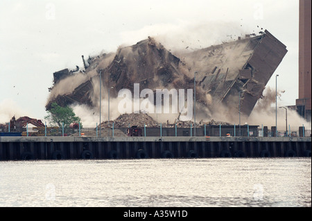 old power station at Great Yarmouth ready for demolition Stock Photo ...
