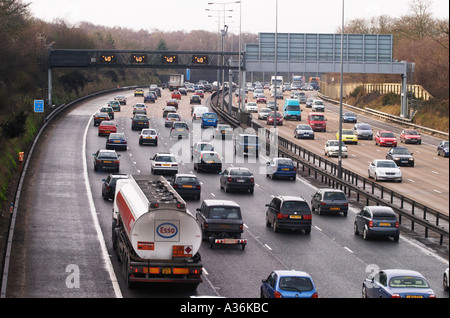 M25 at Junction 8 Reigate Hill blocked with another traffic jam Stock ...