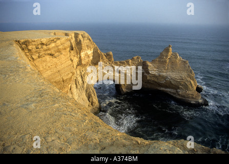 La catedral de Paracas Stock Photo - Alamy