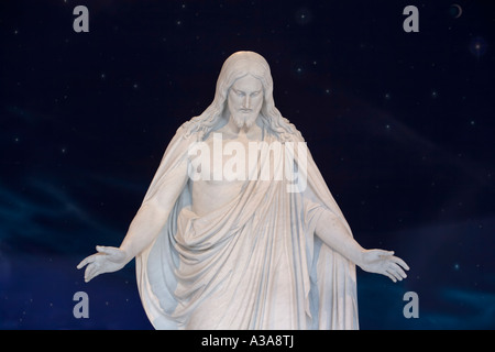Christus statue of Christ by Bertel Thorvaldsen, Copenhagen Cathedral ...