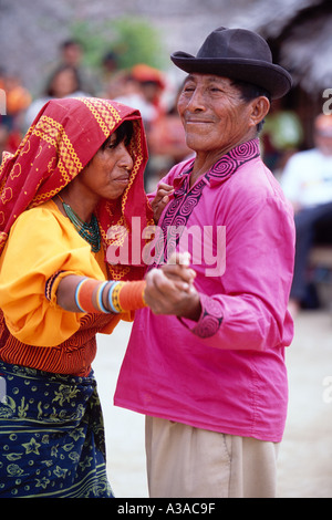 Colorful Kuna Native Indigenous Tribes from San Blas Panama Stock Photo ...