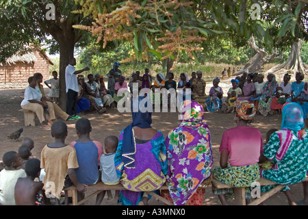 Villagers in Northern Ghana meeting to discuss conservation and ...