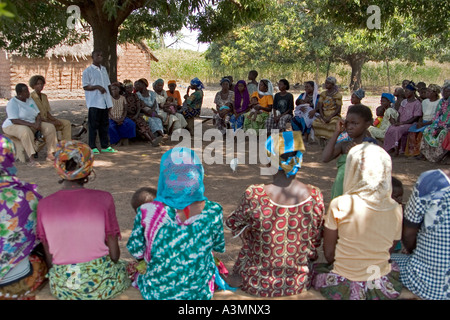 Villagers in Northern Ghana meeting to discuss conservation and ...