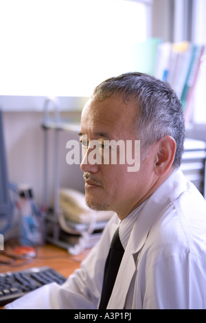 A man see a doctor Stock Photo - Alamy
