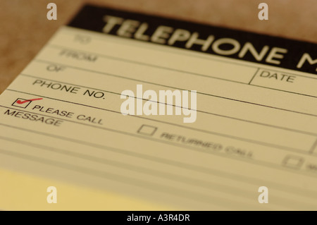 telephone message call please Stock Photo - Alamy