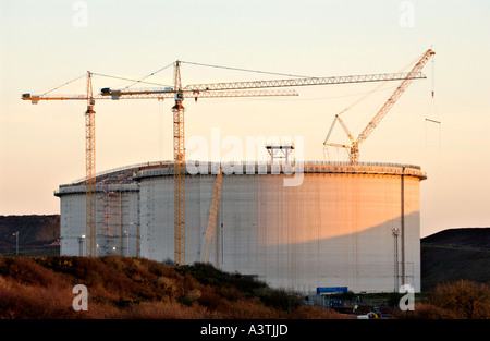 Gas storage tanks being constructed at Dragon LNG terminal at Milford ...
