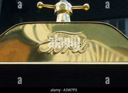 Ford logo 1911 Stock Photo: 259932291 - Alamy