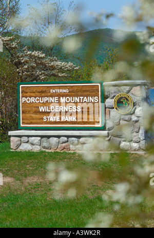 Porcupine Mountains Michigan Entrance Sign, Porcupine Mountains ...