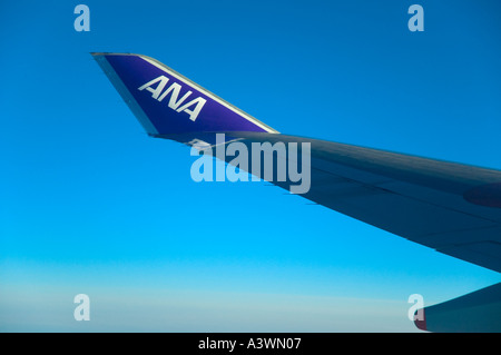 141004 The wing of an ANA All Nippon Airways jet in motion Photo ...