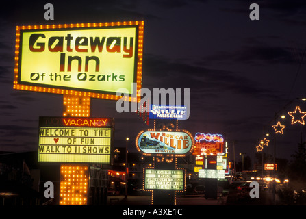 Branson Missouri The Strip Stock Photo: 23358202 - Alamy