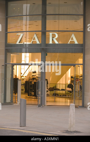 a ZARA shop in Manchester city centre, UK Stock Photo - Alamy
