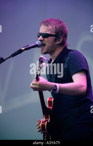 Jimi Goodwin, lead singer of the band the Doves on stage at Glastonbury ...