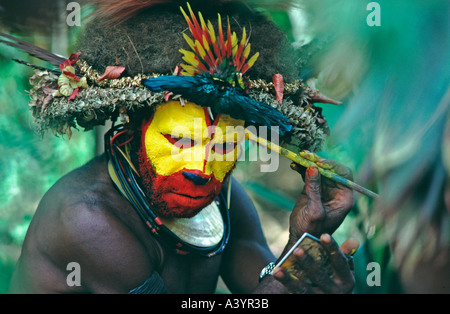 Face of Huli Wig Man Tari Valley Papua New Guinea Stock Photo - Alamy