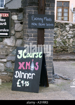 pub christmas dinner sign Stock Photo - Alamy