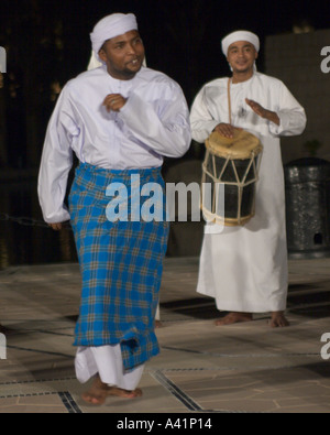 Traditional arab dance and music in Dubai Stock Photo - Alamy
