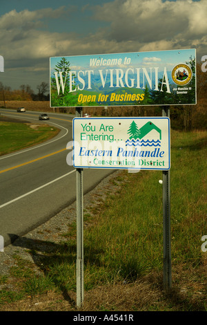 Welcome to West Virginia Sign Stock Photo - Alamy
