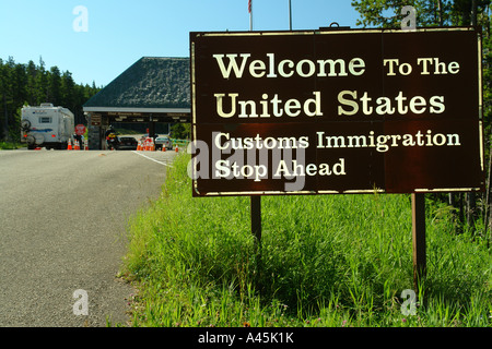 Alberta-Montana border crossing; Alberta, Canada Stock Photo - Alamy