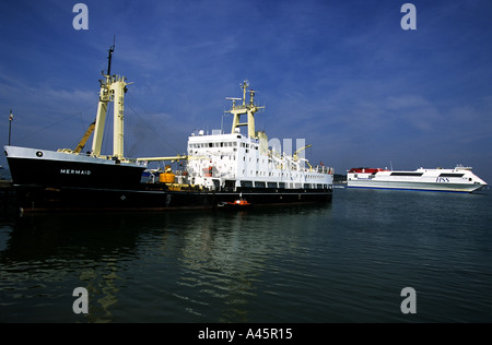 Trinity House vessel 'Mermaid' at the port of Harwich, Essex, UK Stock ...