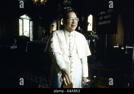 philippines cardinal sin in his chapel in mandaluyong palace manila ...