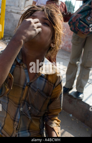Stock image of indian child begging in Jaipur, India Stock Photo - Alamy