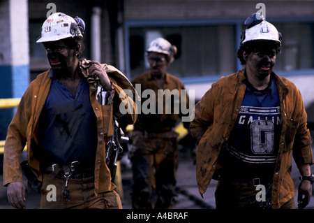 miners at shirebrook colliery at pithead after shift 10 92 Stock Photo ...