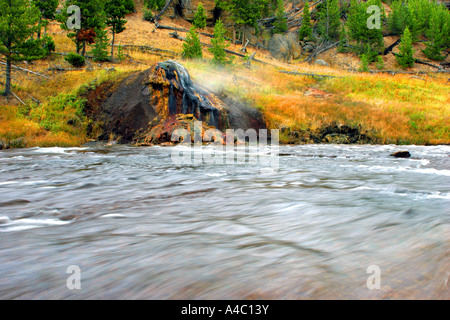chocolate pots, monument geyser basin, yellowstone national park ...