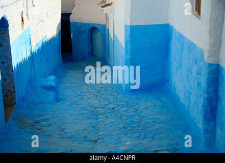 blue and white alley Stock Photo - Alamy