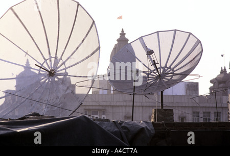 Indian flag on rooftop high court building statue nyay ki devi lady ...