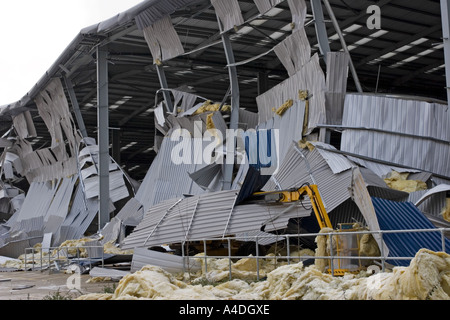 Destroyed warehouse Buncefield Oil Depot Fire aftermath Hemel Hempstead ...