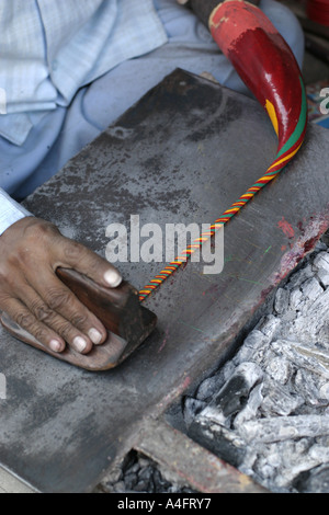 Making wedding bangles Jodhpur Rajasthan India Stock Photo - Alamy
