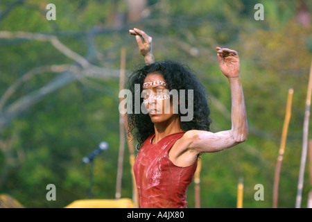 Australian Aboriginal dancer, Sydney, Australia Stock Photo - Alamy