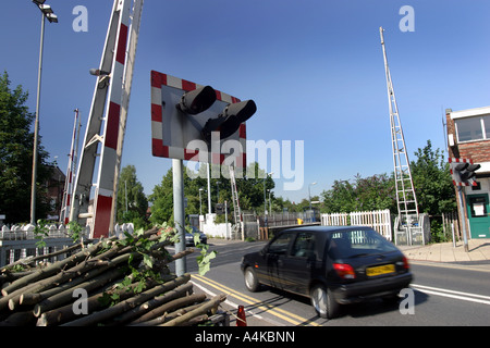 3rd August 2006. Level crossing next to Carlton station halt, near ...