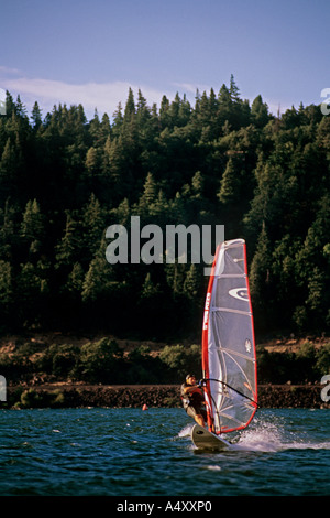 USA, Oregon, Hood River. Windsurfing Stock Photo - Alamy