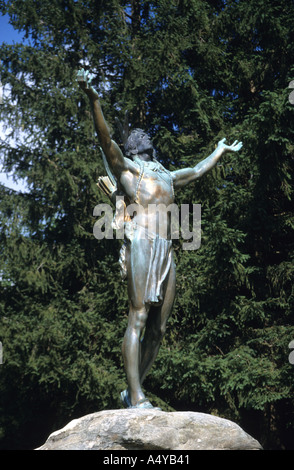 Hail to the Sunrise’ Mohawk Trail Indian Statue – Massachusetts USA ...