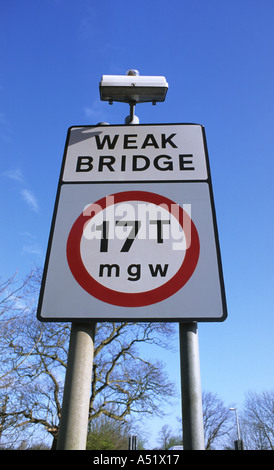 A weak bridge warning sign on a road in the U.K Stock Photo: 36582098 ...