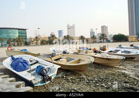 fisher man in kuwait Stock Photo - Alamy