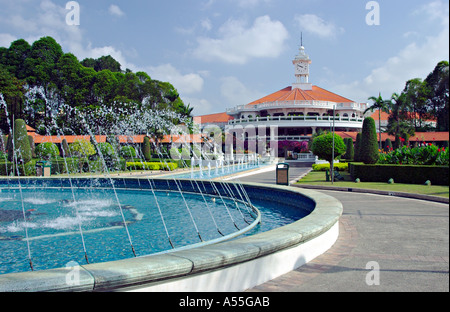 Water fountains and gardens on Sentosa Island Singapore Stock Photo - Alamy