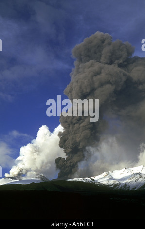 Mount Etna cinder cone and ash erupting Stock Photo - Alamy