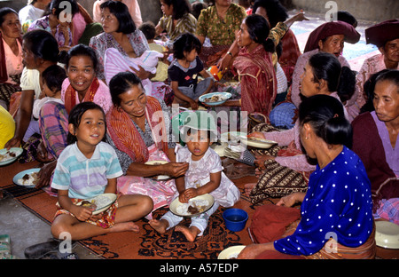 Batak girls of Sumatra, Indonesia Stock Photo - Alamy
